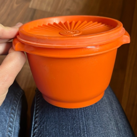 Tupperware | Kitchen | Vintage Tupperware Bright Orange Servalier ...